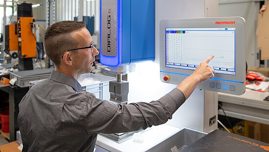 A machine put to the test | Herrmann Ultrasonics